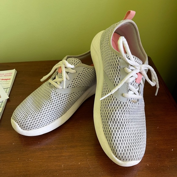Crocs Shoes Croc Tennis Shoes Poshmark